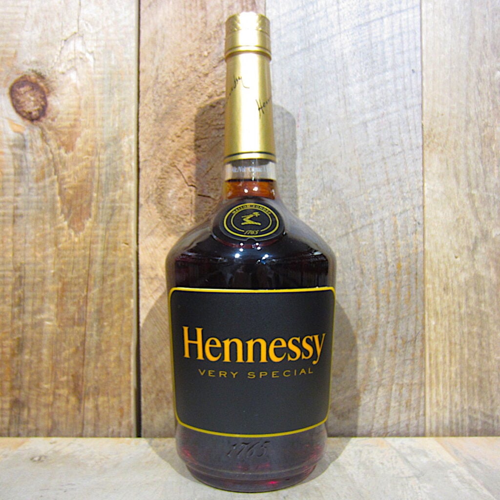 Hennessy VS 1L - Oak and Barrel