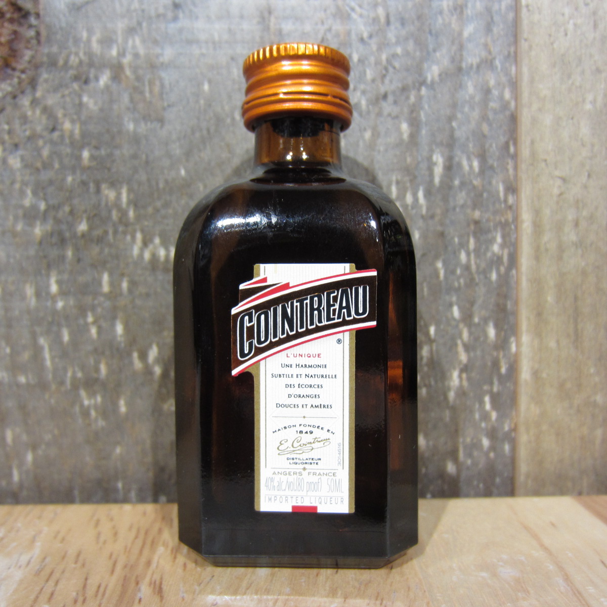 Cointreau 50ml - Oak and Barrel